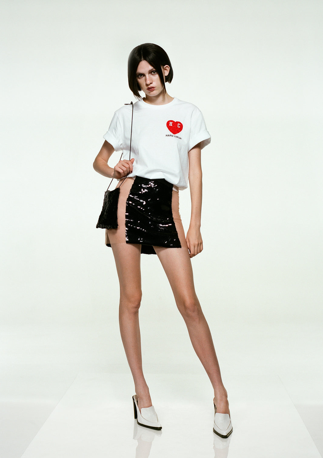 LOVE HURTS – FROLOV